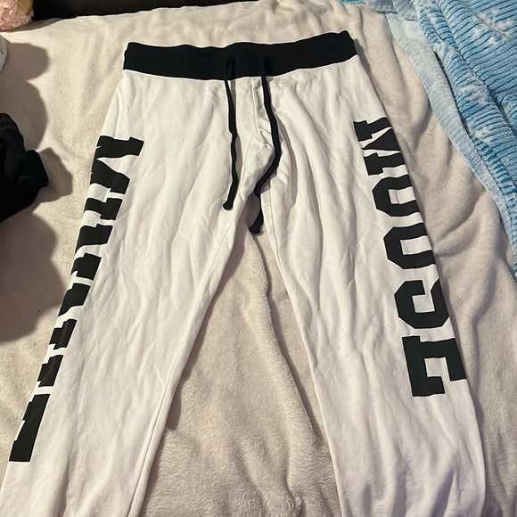 Disney | Pants & Jumpsuits | Disney Black And White Mini Mouse Sweat ...